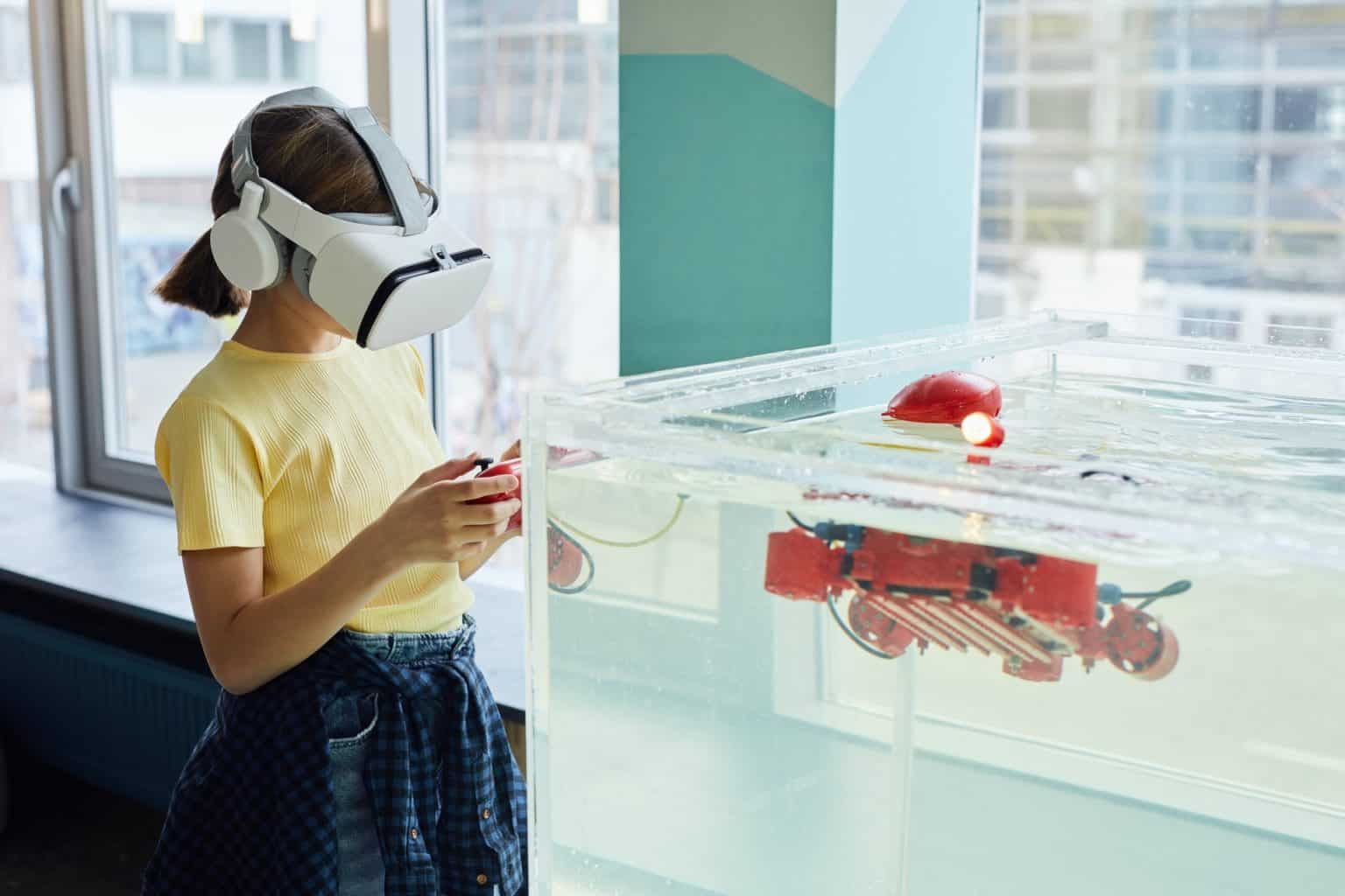 Confused about VR and MR? Here's What You Need to Know